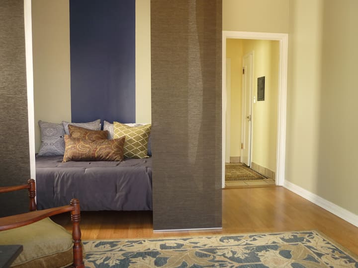 Bohemian East Hollywood Charm! - Los Angeles, CA