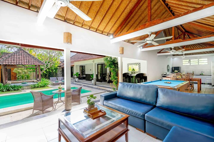 Entire Villa Complex Private 3 Villa A, B & C 8 Br - Bali