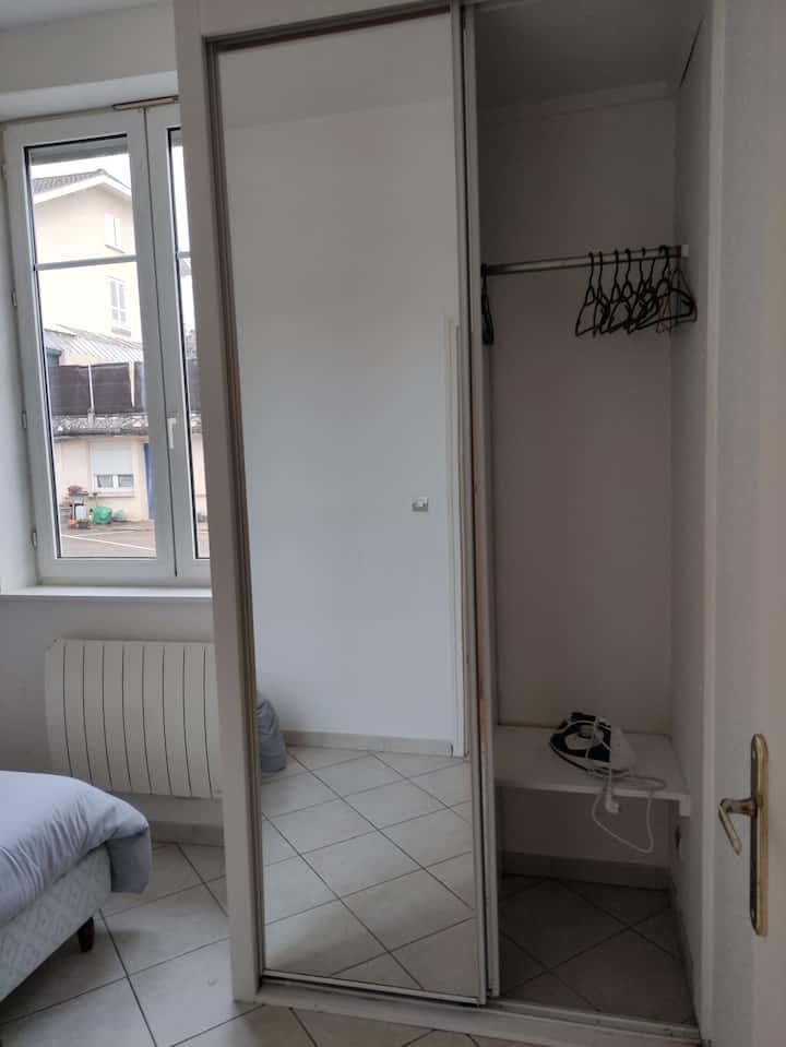 Superbe Appartement Avec Barbecue Et Parking Privé - Oyonnax