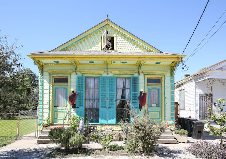 Jazzfest Shotgun - New Orleans, LA