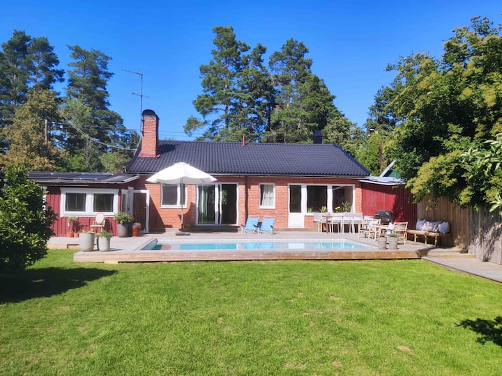 Hus Med Pool I Skärgården - Gustavsberg