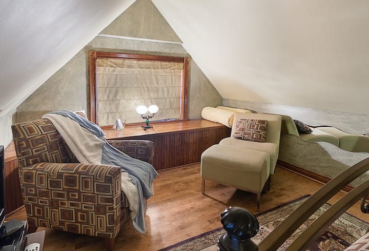 Judge's Chambers - The Historic Webster House - Bay City, MI