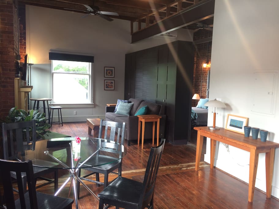 Firehouse Loft in NorthShore - upscale & renovated - Lofts for Rent in Chattanooga, Tennessee ...