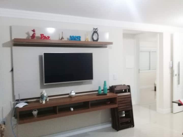 Apto Praia De Palmas 2 Dorm Wi-fi, Ar Condicionado - Governador Celso Ramos