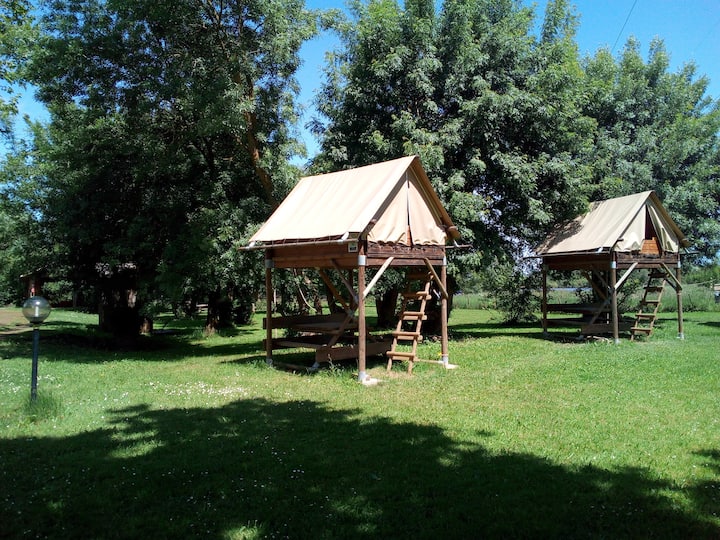 Cabane Toile Et Bois Sur Pilotis - Montsoreau