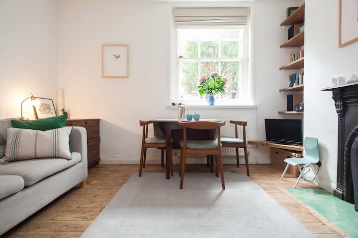 Beautiful Light Victorian Flat -Quiet Central Area - Londra