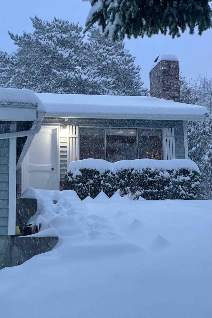 Trailside Retreat - Bellingham, WA