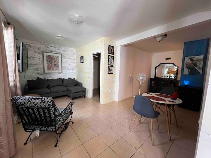 Downtown Rosarito (D) Steps To Beach & Papas&beer - Rosarito