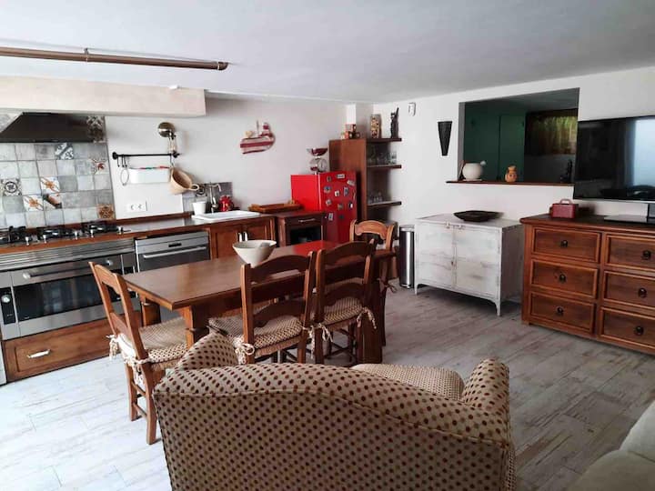 Un Apartamento Vacacional Con Detalles De Un Hogar - San Juan de Aznalfarache
