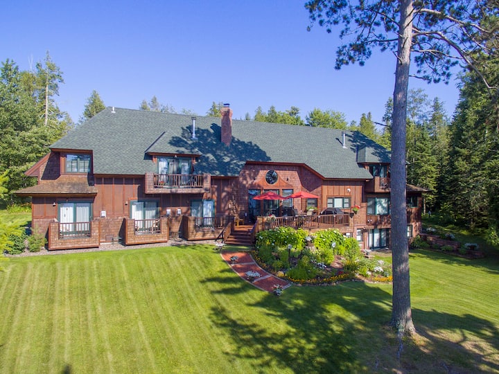 Cornucopia Vacation Rentals & Homes - Wisconsin, United States | Airbnb