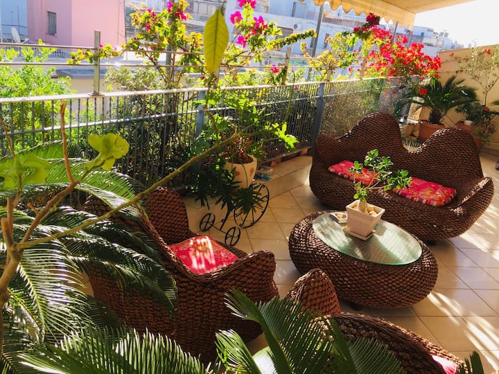 Στην καρδιά της Αθήνας ! Πανοραμική θέα Ακρόπολη! - Atenas