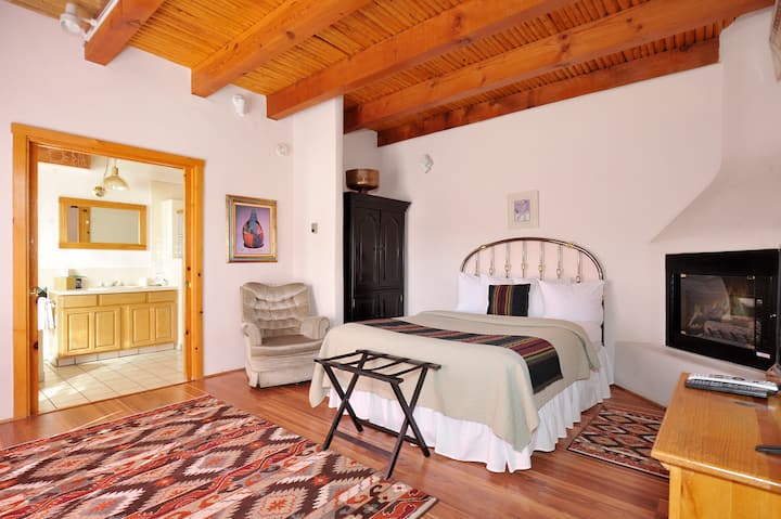 The Guadalupe Inn Room 1 - Santa Fe, NM