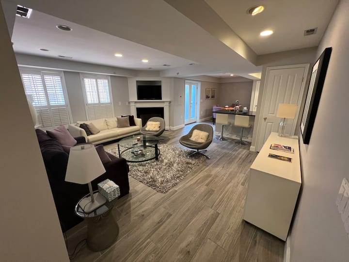 Modern Luxury And Prime Location In Logan Circle! - Washington, D.C.