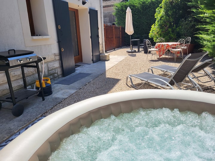 Petit Cocon Au Cœur De St Rémy Avec Spa Et Jardin - Bouches-du-Rhône