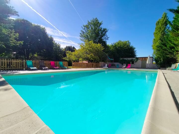 Domaine 36 Couchages/ 6 Gîtes - Aubeterre-sur-Dronne