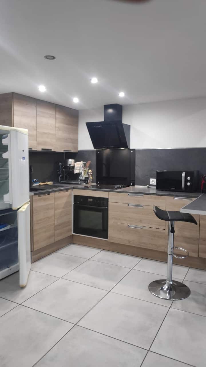 Charmant Studio En Duplex Climatisé Tout éQuipé - Montpellier