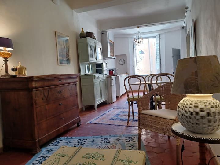 Aups - Appartement 37m2 - 2 Personnes - 1er éTage - Aups