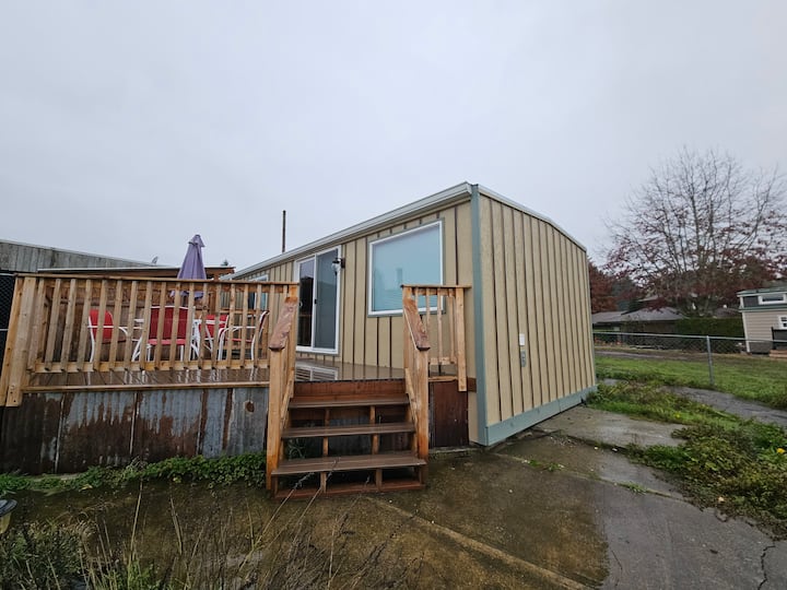 The Farm Bungalow - Enumclaw, WA