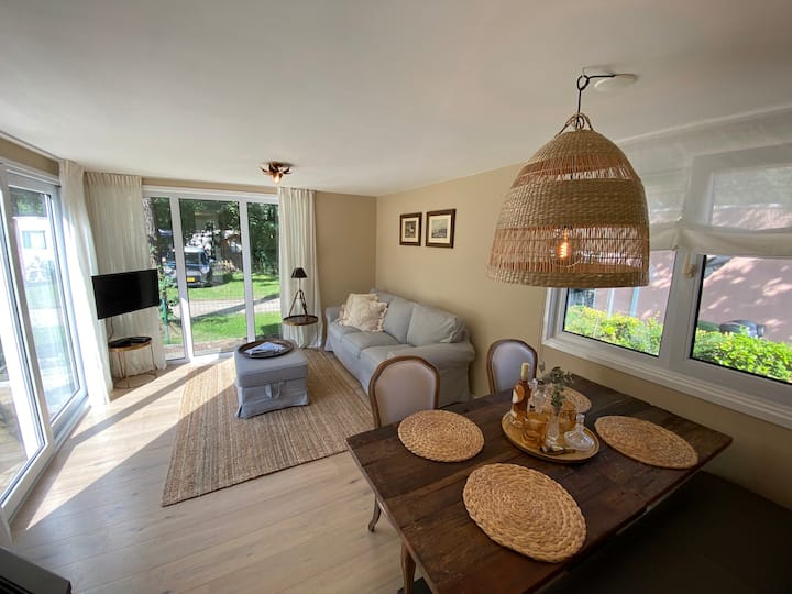 Chalet In Bosrijk Omgeving Op 8km Van Maastricht - Belgique