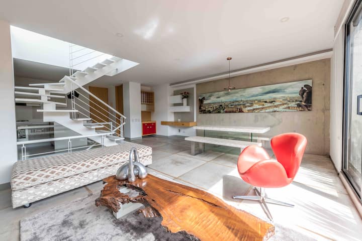 Penthouse Triplex Remodelado Con Terraza - Virrey - Bogotá