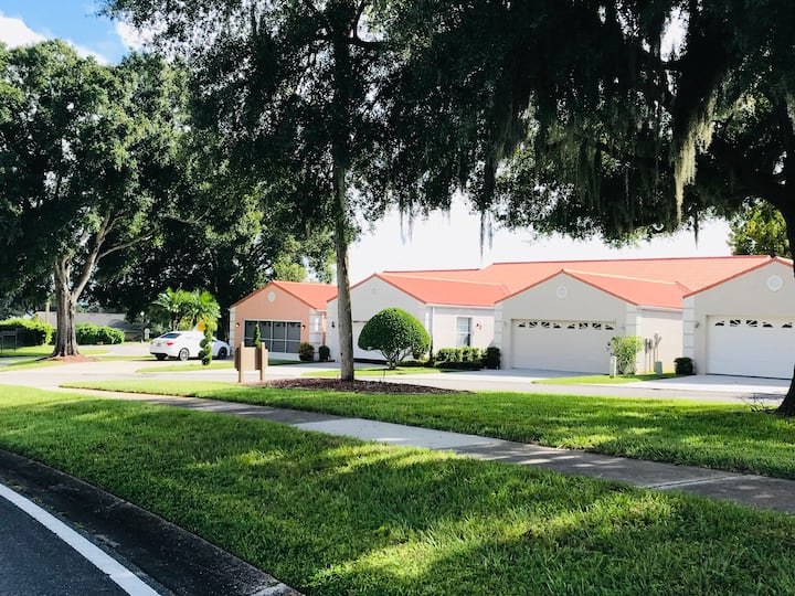 Luxurious Villa Near Many Golf Courses - Lakeland