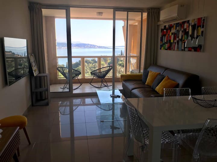 Très Bel Appartement Vue Mer Au Pied De L'esterel - Plage de Théoule-sur-Mer