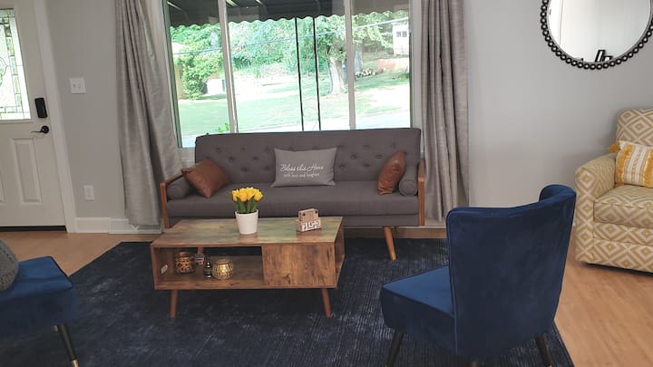 The Cardinal's Nest - Huntsville, AL