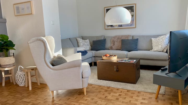 Ganzes Haus, 4 Zimmer,  Zentral, Ruhige Straße - Bremen