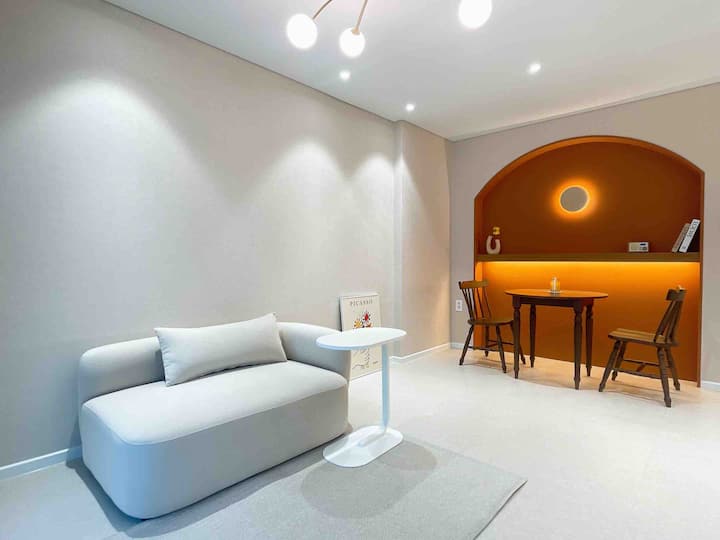 [춘천 숲안애] 도심 인접 숲 스테이 | 개별 바비큐 · 무료 주차 - 춘천시