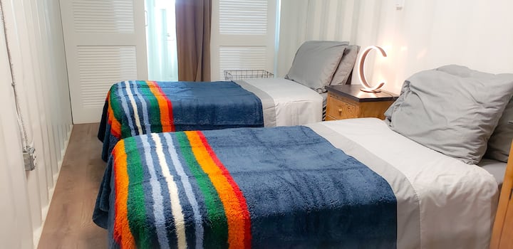 Chic Shipping Container Near Downtown Phoenix - Phoenix