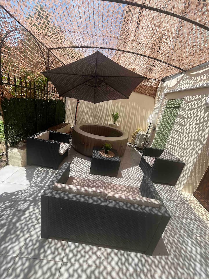 Jolie T2 Rdj /Jacuzzi/  Bbq / Clim/ Wifi / Pkg - Toulon
