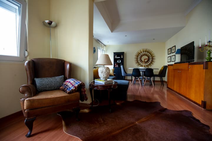 Derouet 27 Guest House (63 401/al) - Campolide