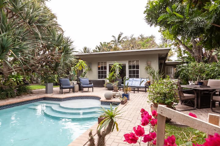 Private Poolside Oasis | Stylish & Secluded - Fort Lauderdale