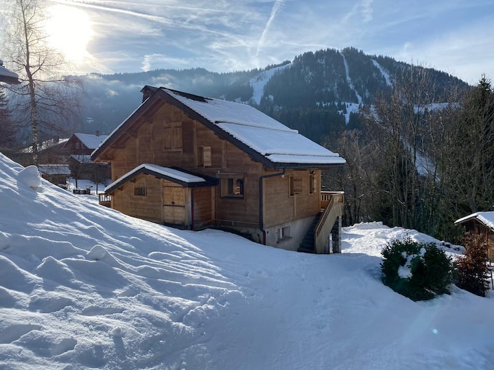 Très Beau Chalet Accès Direct Aux Pistes!! - La Clusaz