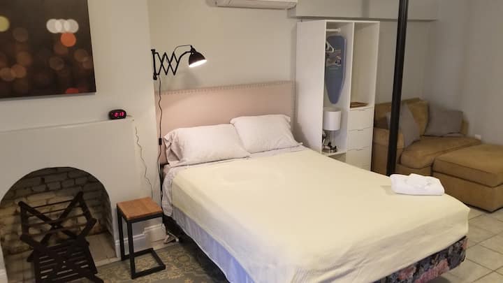 Affordable & Convenient Studio Close To Everything - Washington, D.C., DC