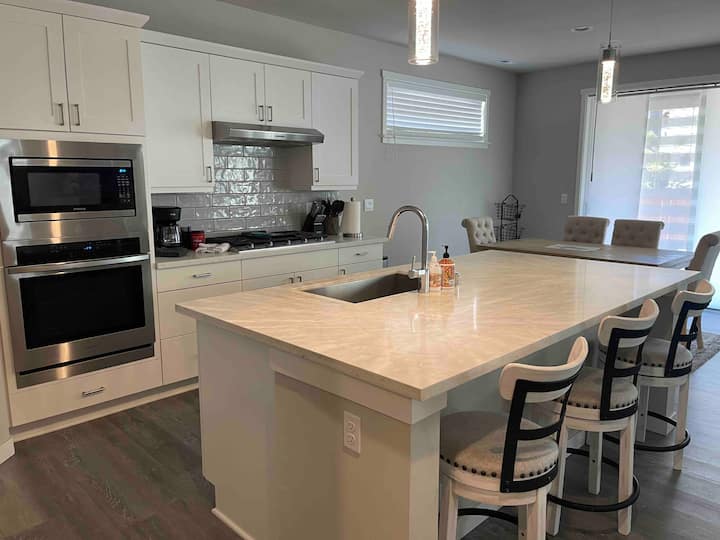 Beautiful 5 Bedroom Home In Marysville - Marysville, WA