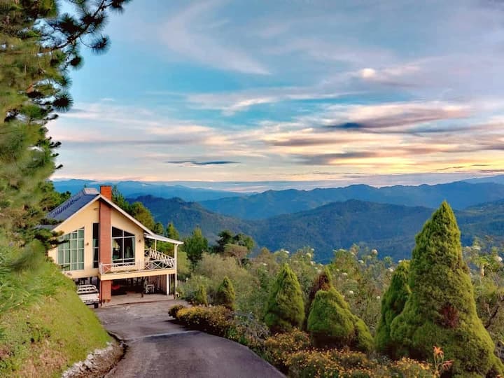 Mt Kinabalu Homestead/4 Rooms House
(Max 12pax) - Kundasang