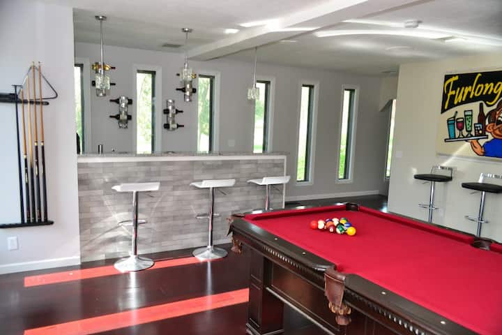 5k Sq Ft Amenity Filled Modern Home 5 Miles To Dt! - Nashville, TN