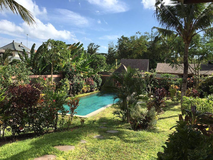 "Pisang" 2 Bedroom Suite With Tropical Garden View - Canggu