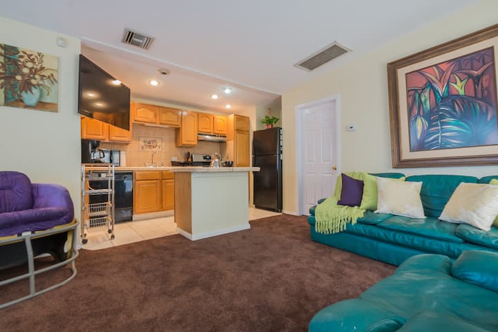 Private Modern Guest House Near Lax, Spacex, Dtla - Hawthorne, CA