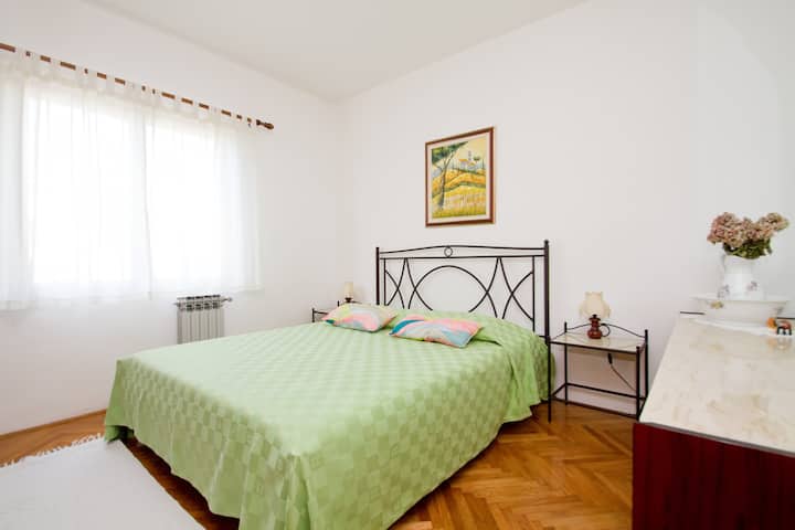 Apartment With Garden, Two Bedrooms - Novigrad