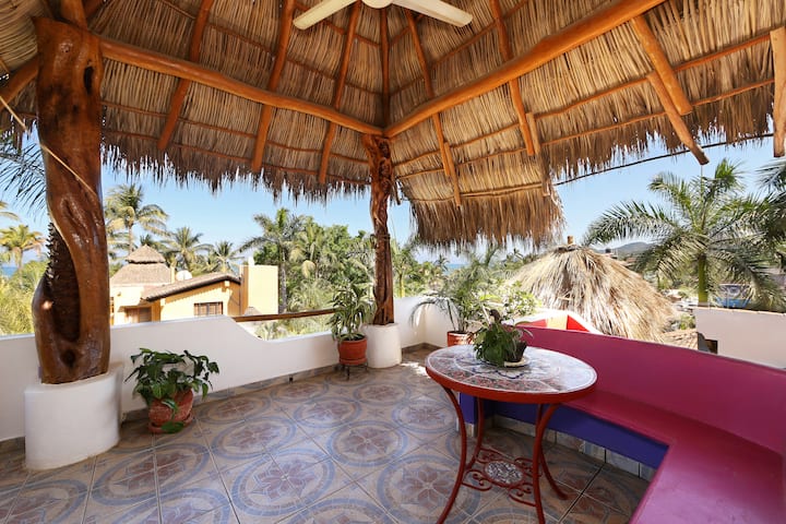 Penthouse, Lg, Views, Beach 100 Yds, Plaza A Block - Sayulita