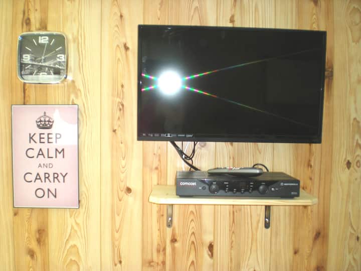 Furnished Studio(sleeps 2)renovated, Rate Reduced! - 海恩斯維爾