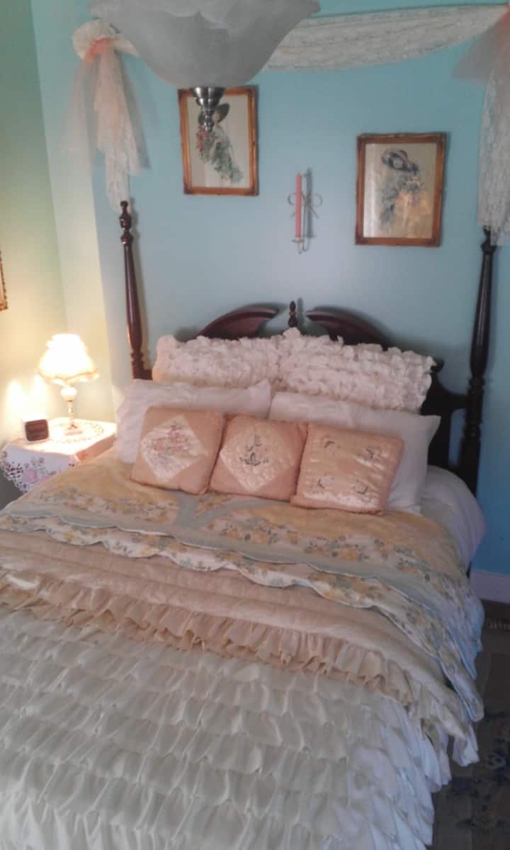 Main Street Suite - Altoona