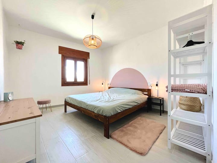 La Pau - Appartement Catalan Moderne Et Familial - Catalonia