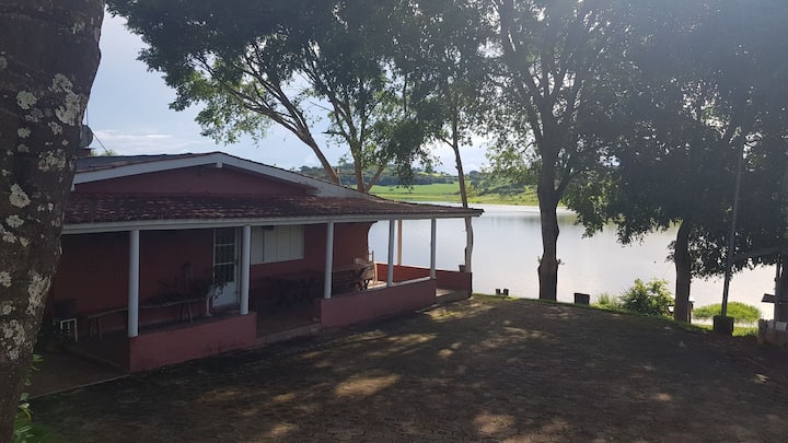 Chacara A Beira Da Represa De Furnas 8km Da Cidade - Alfenas
