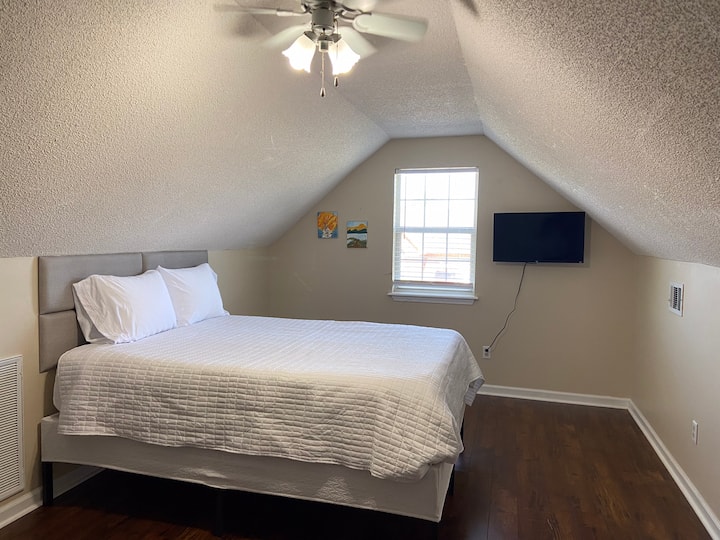 The Cave Room @Autumn Near Robins - Warner Robins, GA