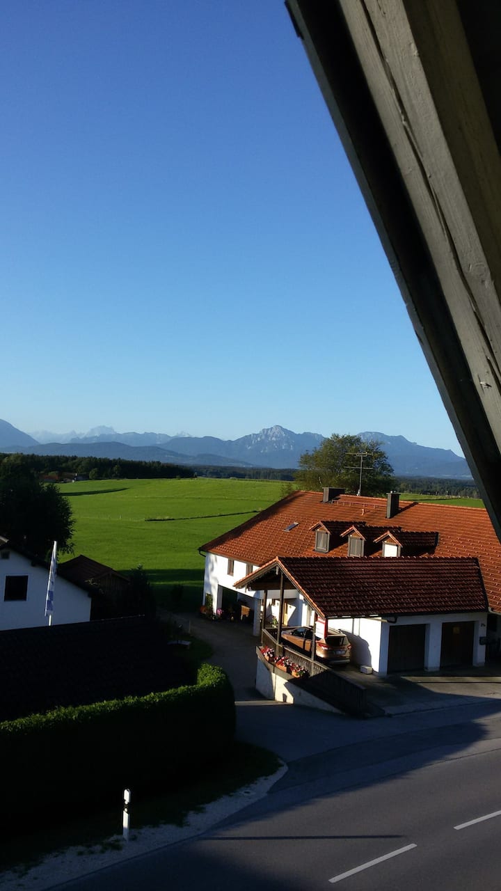 Zimmer Mit Balkon - Bergblick - Laufen