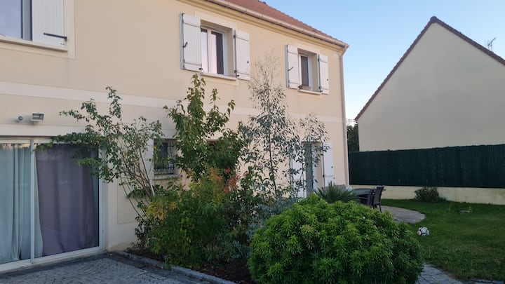 Maison T6 - Linas