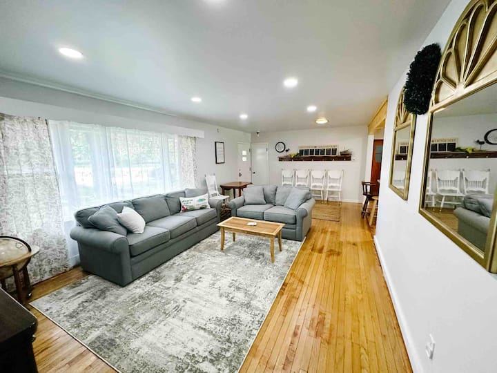 Boiler Cottage With Green Space - West Lafayette, IN